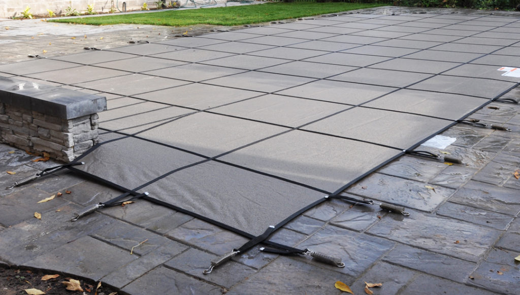 Floating Liner: Prevention & How To Fix It - Helpful Advice & Inspiration