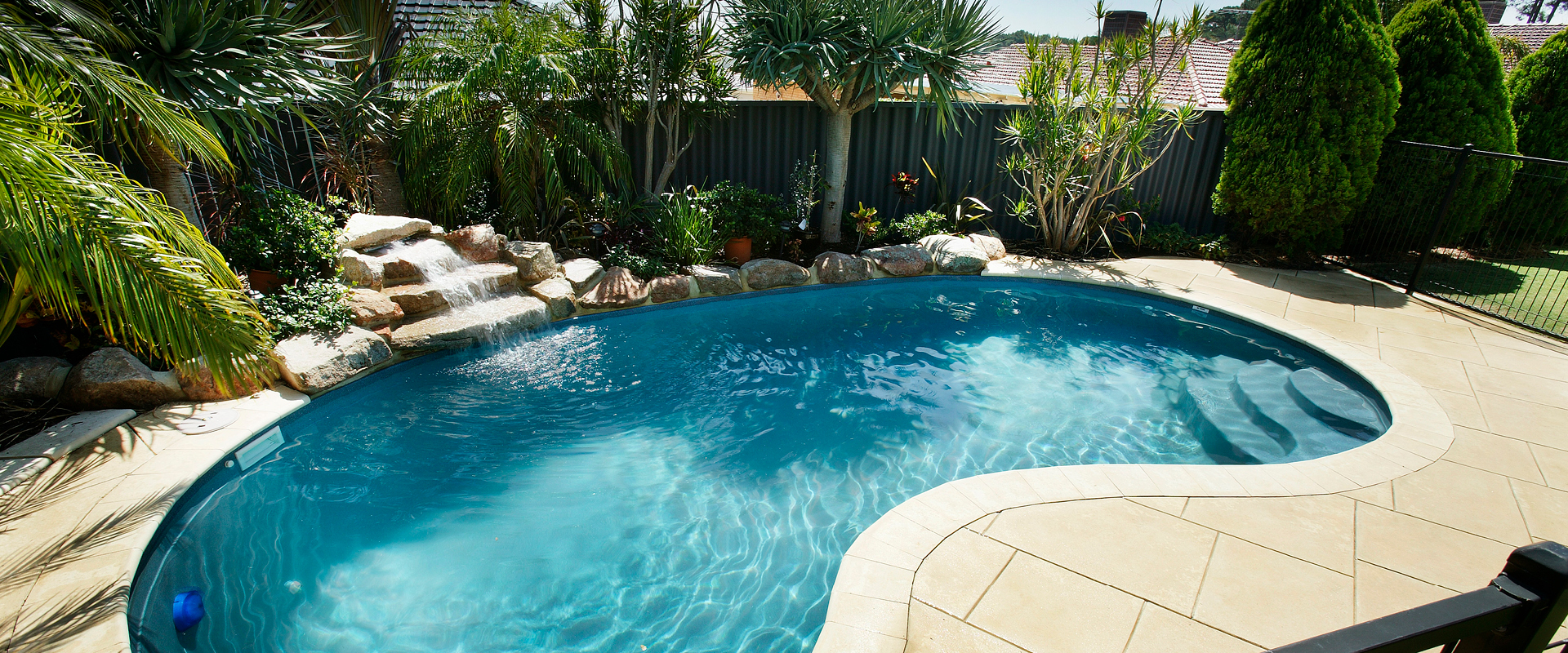 Oasis Fibreglass Pool - Pioneer Family Pools